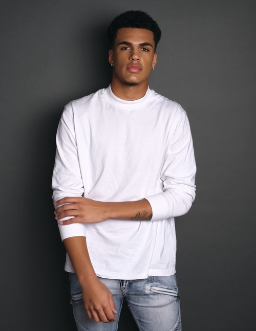 Project Phone | MAX Agency